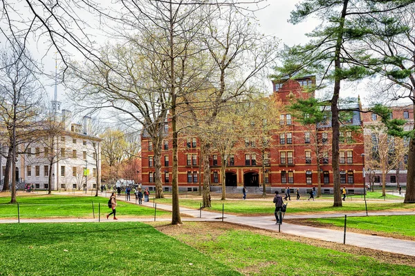 20 most beautiful university campuses worldwide