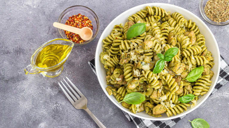 Barack Obama's 'Lucky' Pasta Dish Is Deliciously Nutrient Dense