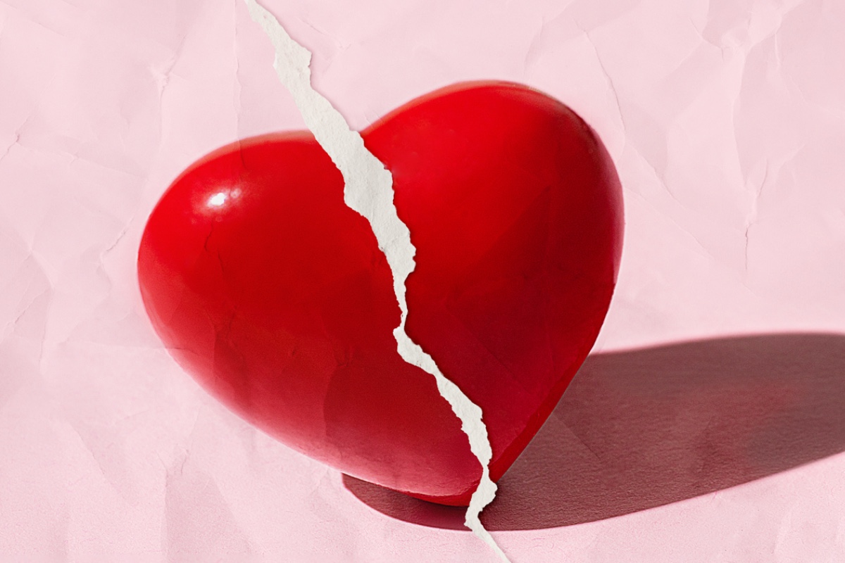 ‘Arrow' and ‘Hawaii Five-0' Actress Files for Divorce After 12-Year ...