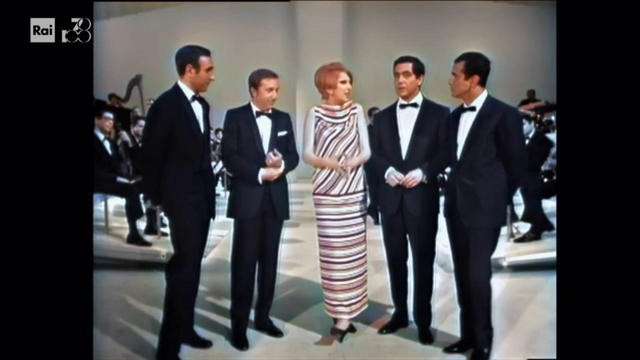 Pippo Baudo, Mike Bongiorno, Corrado ed Enzo Tortora insieme a 'Sabato ...
