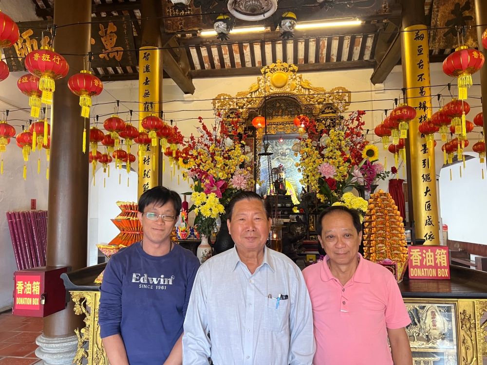 Inside Penang’s Loo Pun Hong, the oldest Cantonese carpentry guild in ...