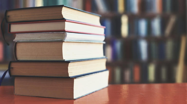 The Five Most Unnecessary Items You Need To Take Out Of Your Luggage ...