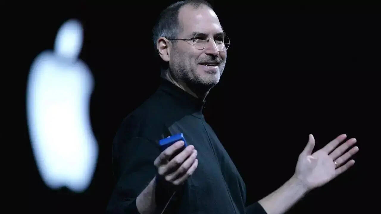 'God Is in Detail...': Biographer Isaacson on Apple Co-founder Steve ...