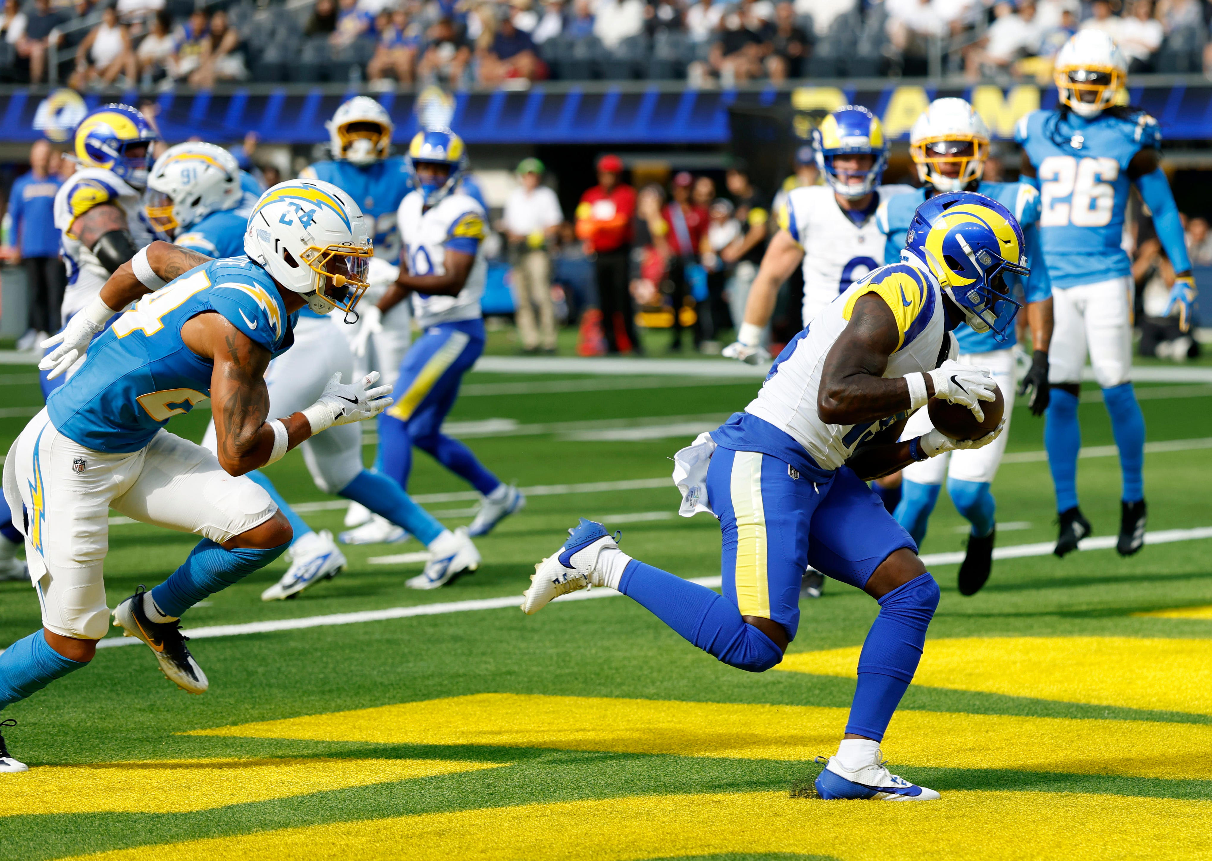 Watch: Rams rookie Konata Mumpfield scores 1st NFL touchdown