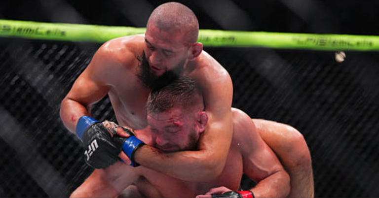 Khamzat Chimaev Dismantles 'DDP' to Win Middleweight Championship - UFC ...