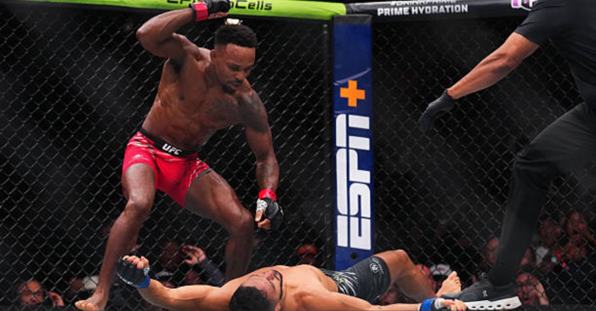 Lerone Murphy Sleeps Aaron Pico with Epic Spinning Back Elbow Knockout ...