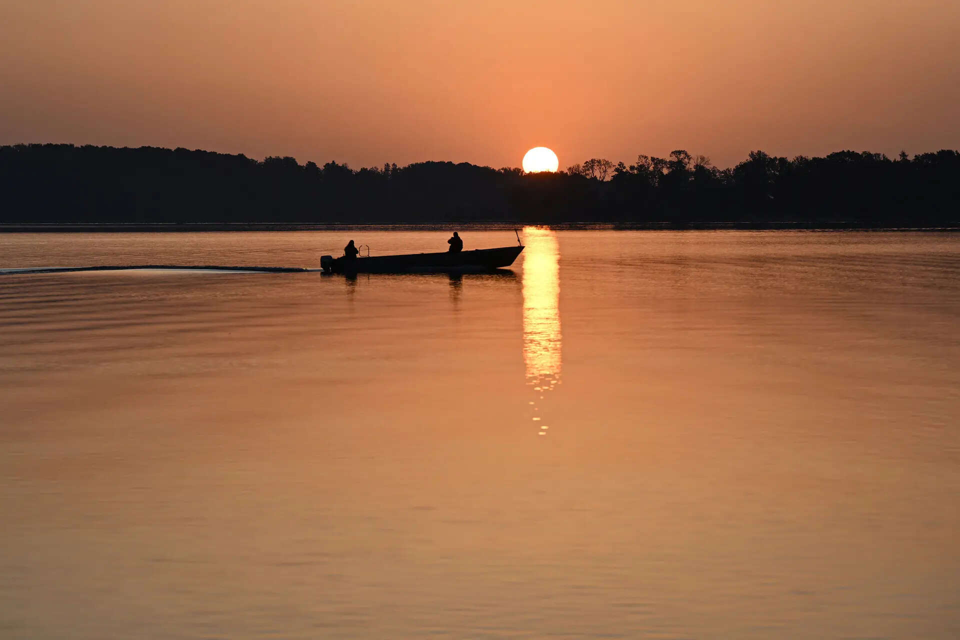 Tulsi lake in Mumbai overflows after heavy rains; over 90% water stock ...