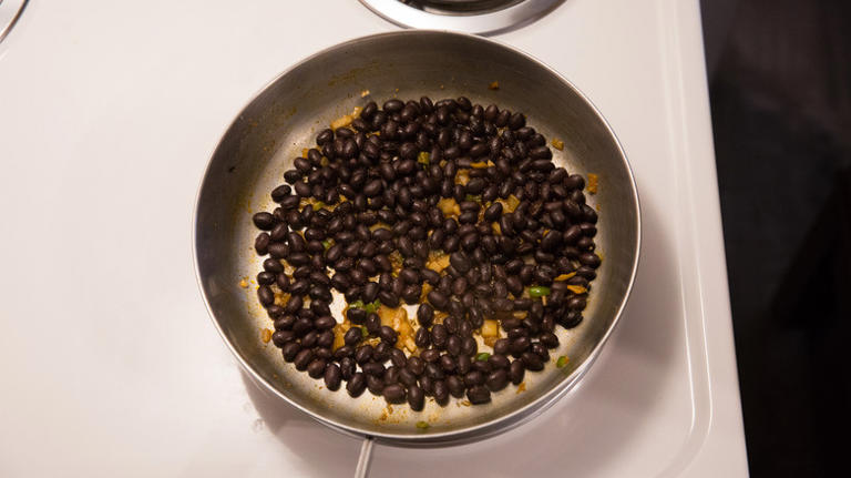 Copycat Taco Bell Black Bean Crunch Wrap Recipe