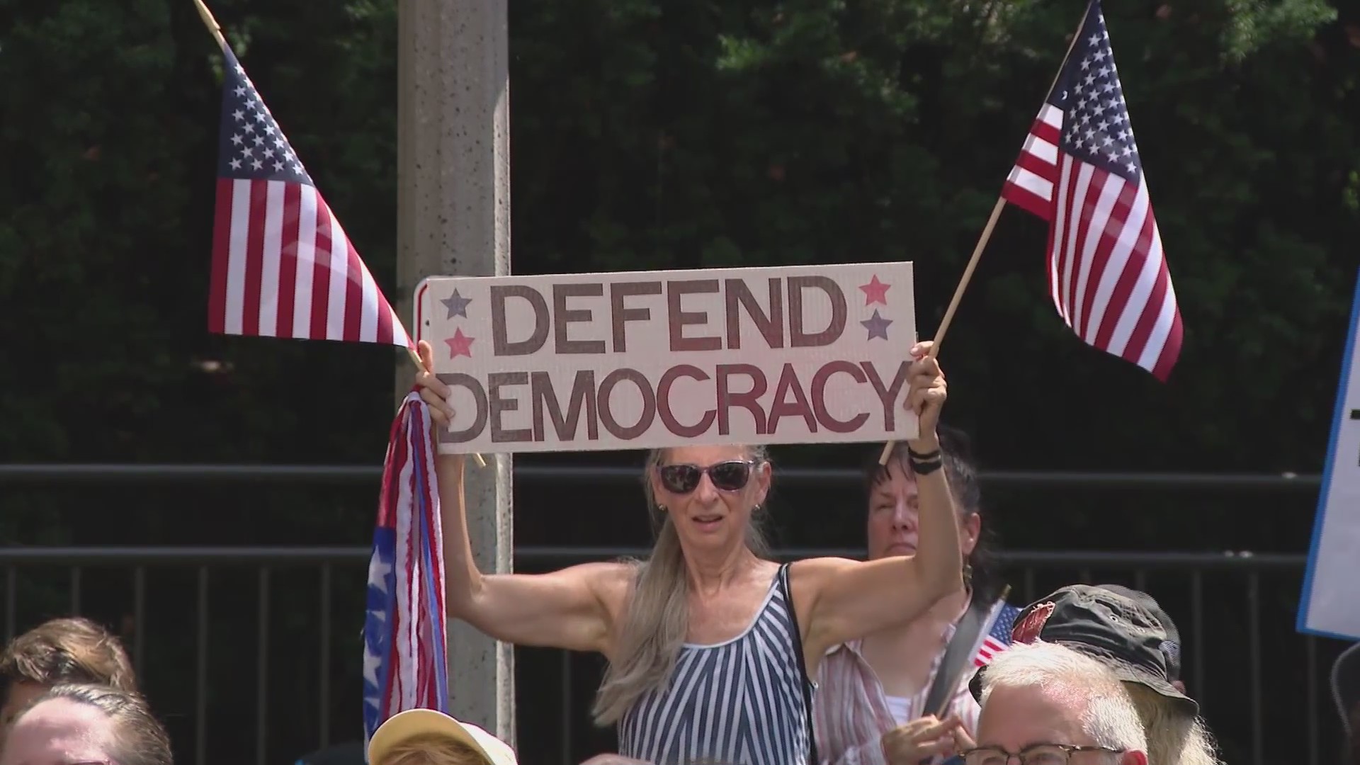 Texas Democrats declare victory in redistricting battle at Chicago ...