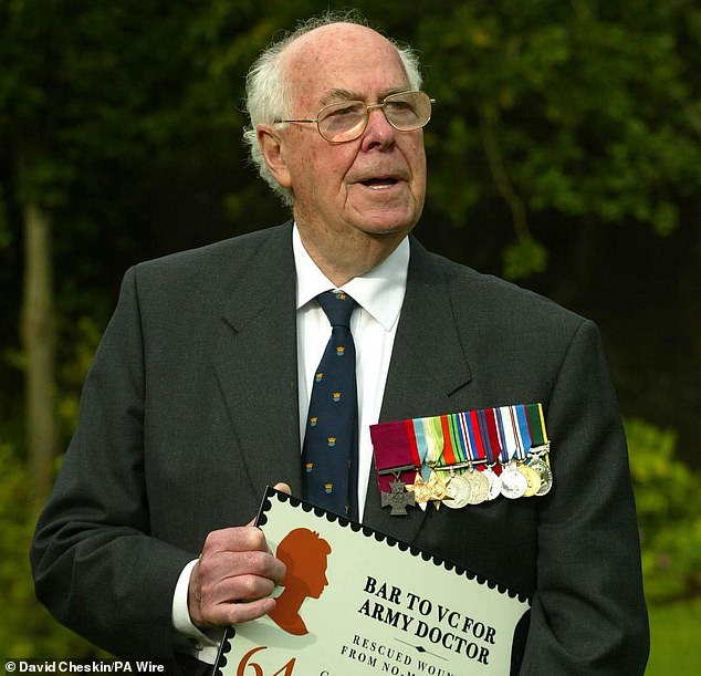 Britain's last surviving WW2 Victoria Cross recipient dies aged 105