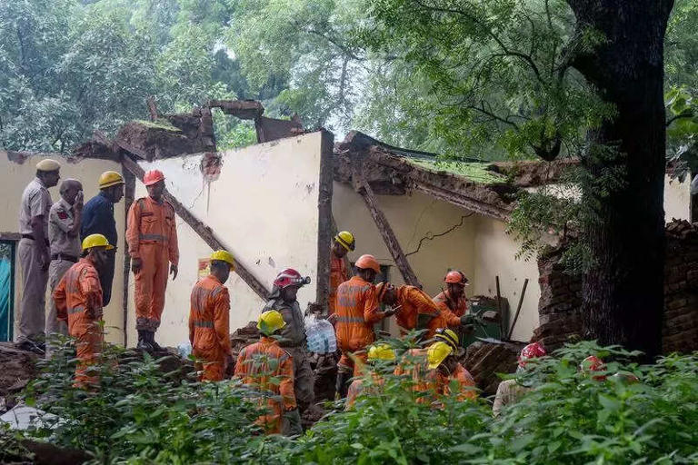 Wall collapse near Humayun’s Tomb: Death toll rises to 7; case ...