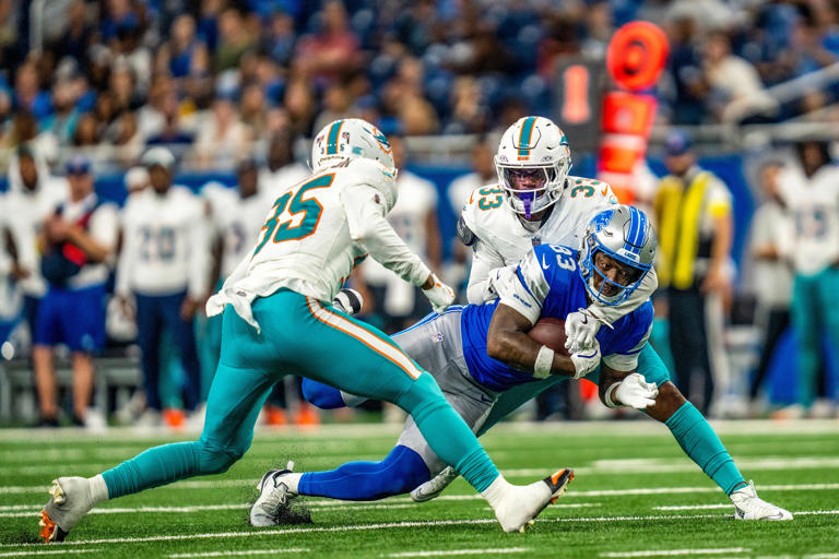 Detroit Lions roster cuts tracker: Dan Skipper a stunner; Jackson Meeks ...