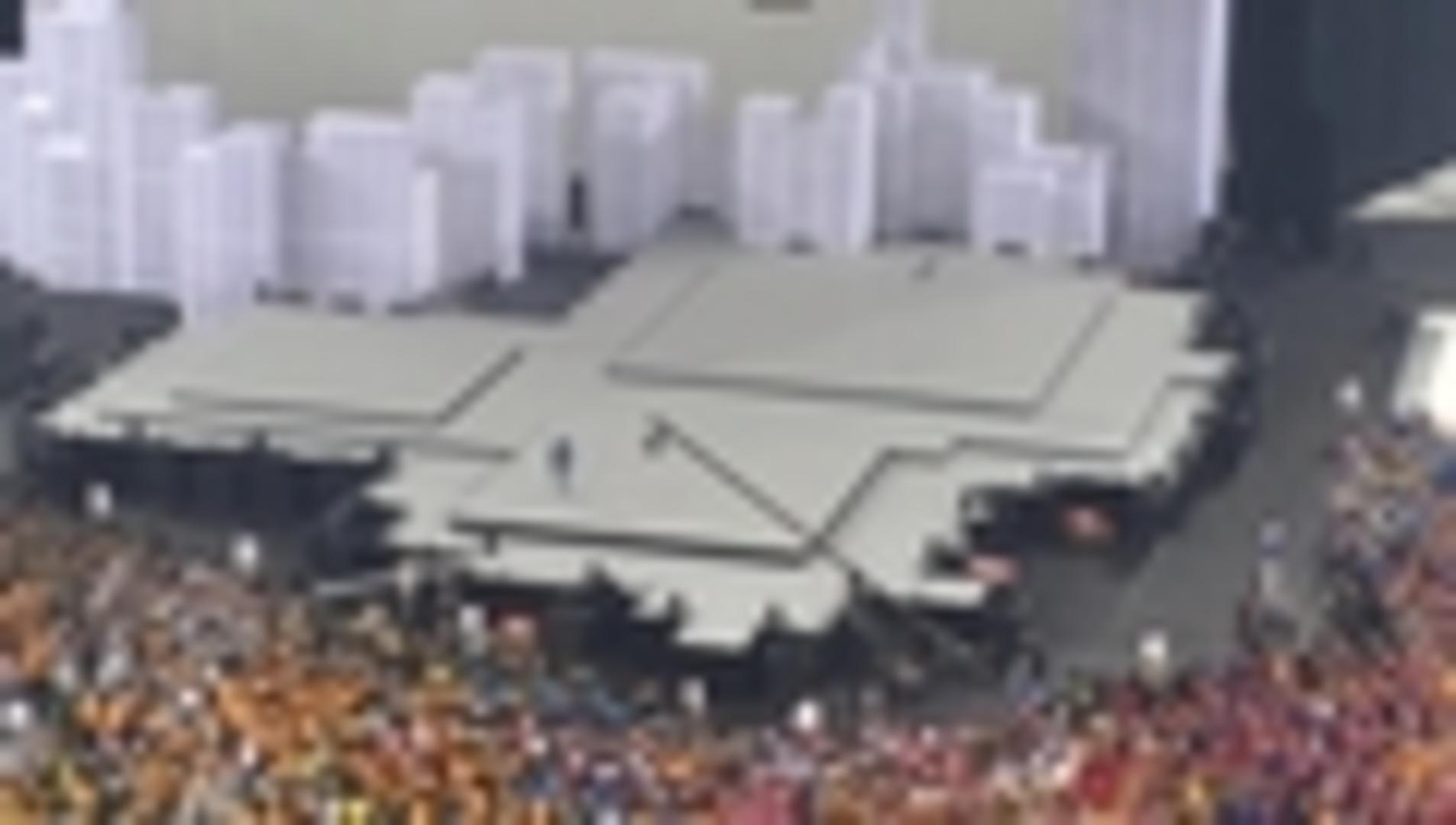 Kanye West Throws Microphone in Air after Getting Cut Off