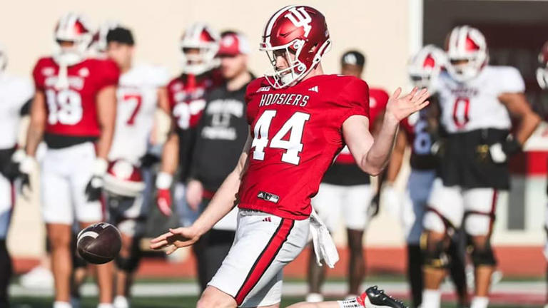 How Call of Duty Formed Bond Between 2 Indiana Football Specialists