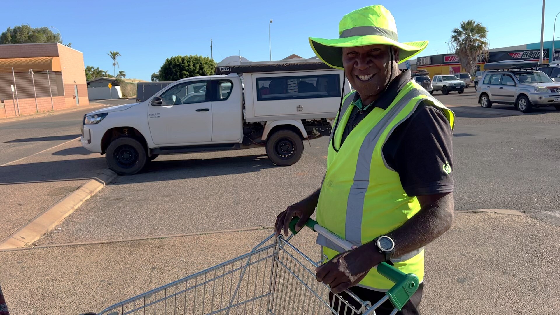 For 35 years, Jacob Mingo was Woolworths' 'most dedicated trolley ...