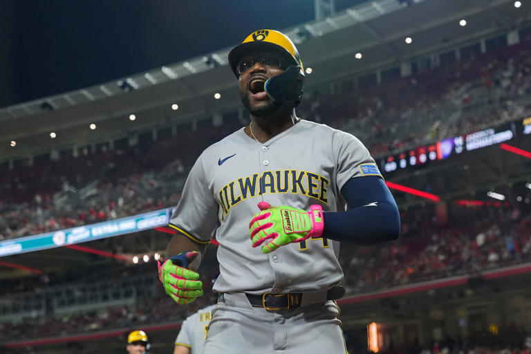 Andruw Monasterio's home-run heroics for Brewers are a hit on social media