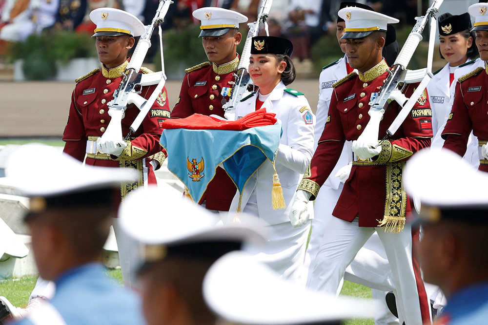 Potret Khidmat Detik-Detik Proklamasi dan Momen Perdana Prabowo Cium ...