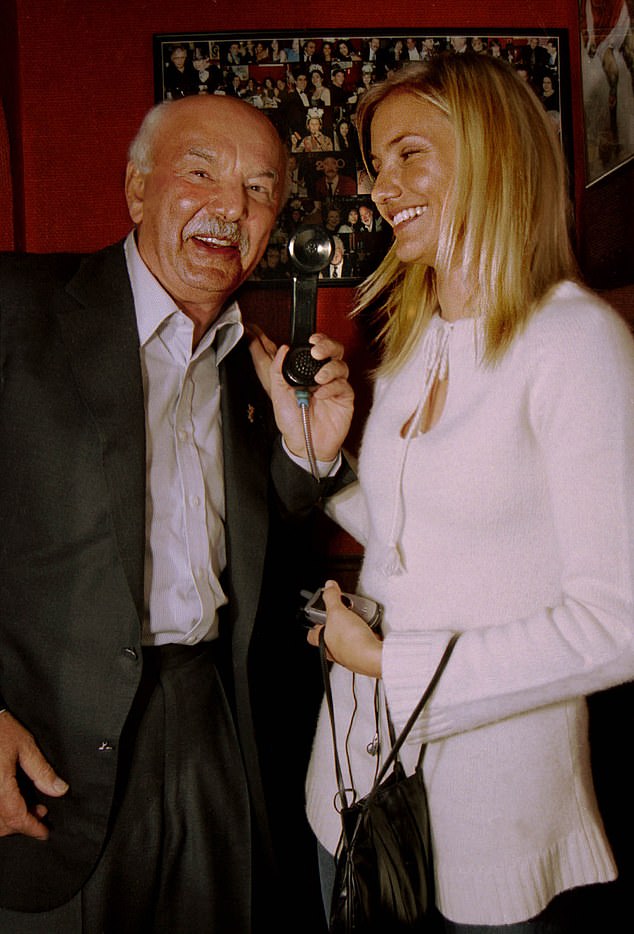 Legendary LA restauranteur Dan Tana known for celebrity clientele dead ...