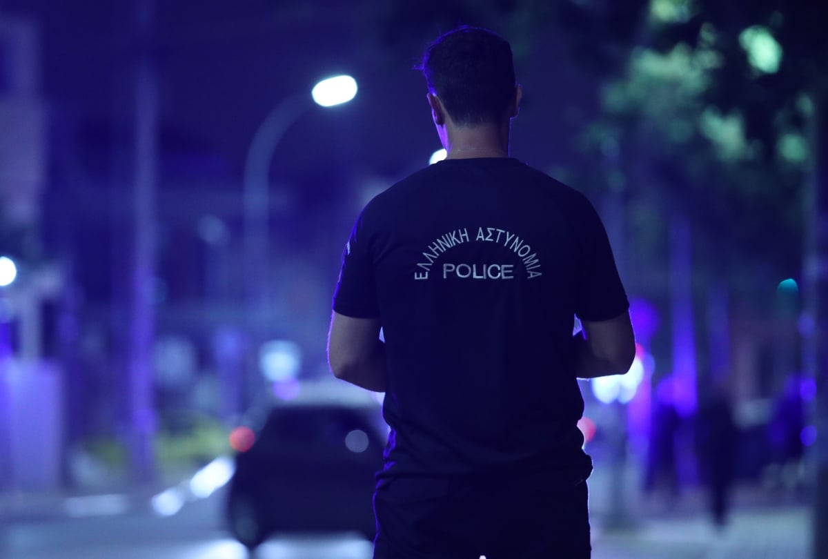 Θρίλερ στον Άγιο Παντελεήμονα: Νεκρός με σφαίρα στο κεφάλι ένας άνδρας ...