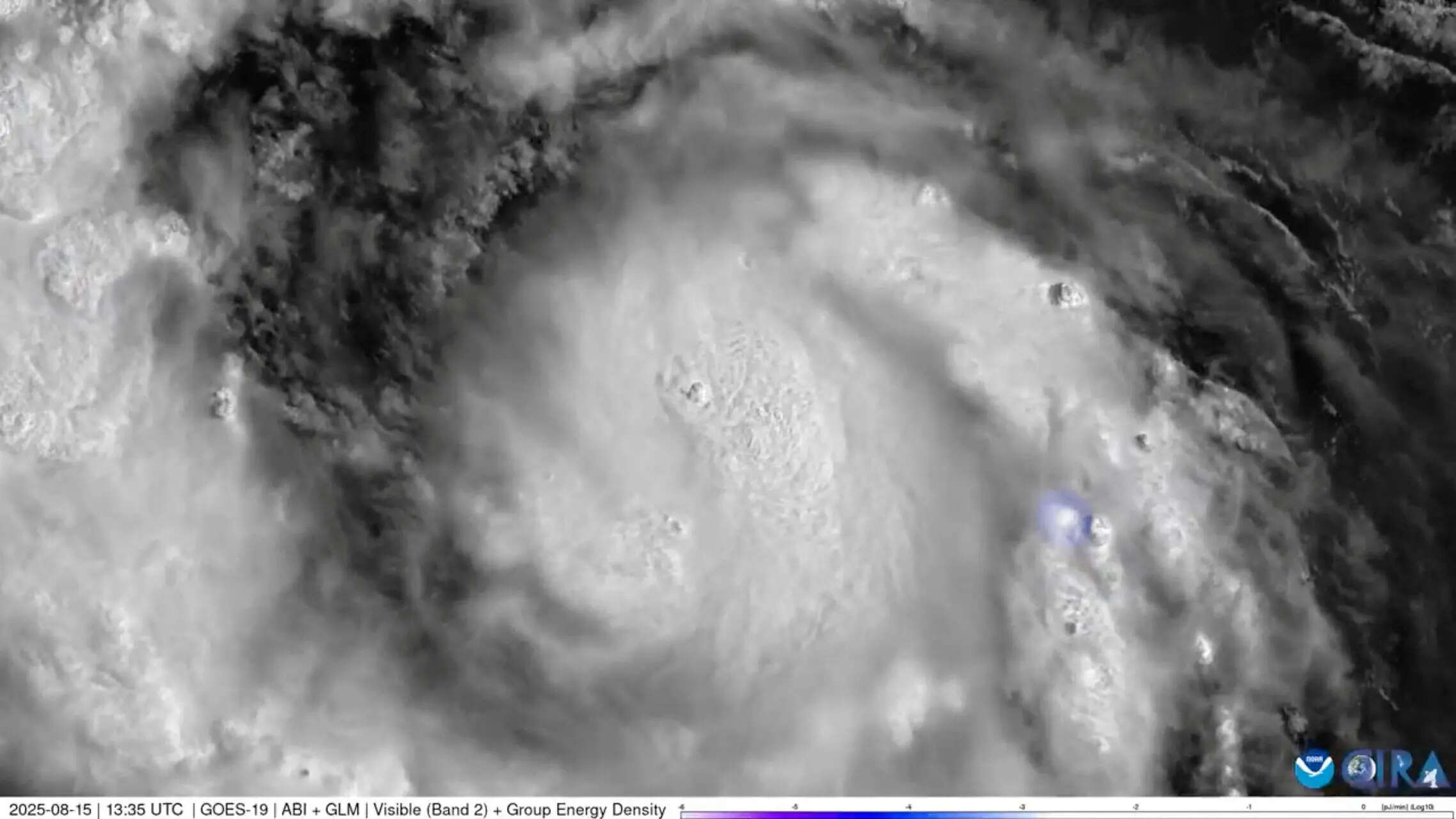 Hurricane Erin 2025 turns deadly? NHC's urgent warning of flash food ...