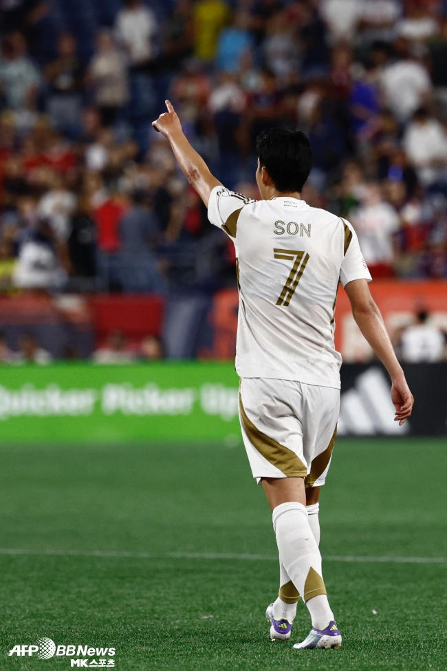 드리블 돌파 100 기회창출 2회 키패스 5회 ‘mls 데뷔 도움 손흥민 제대로 실력 과시 → Lafc 승리 견인