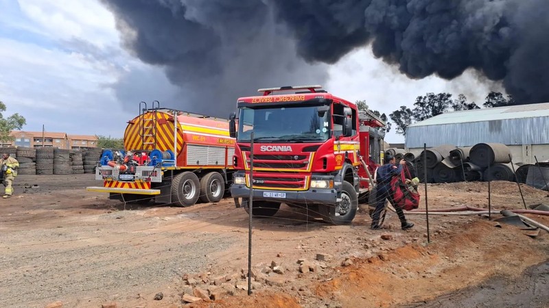 Tshwane's response to Rosslyn tyre factory fire criticised