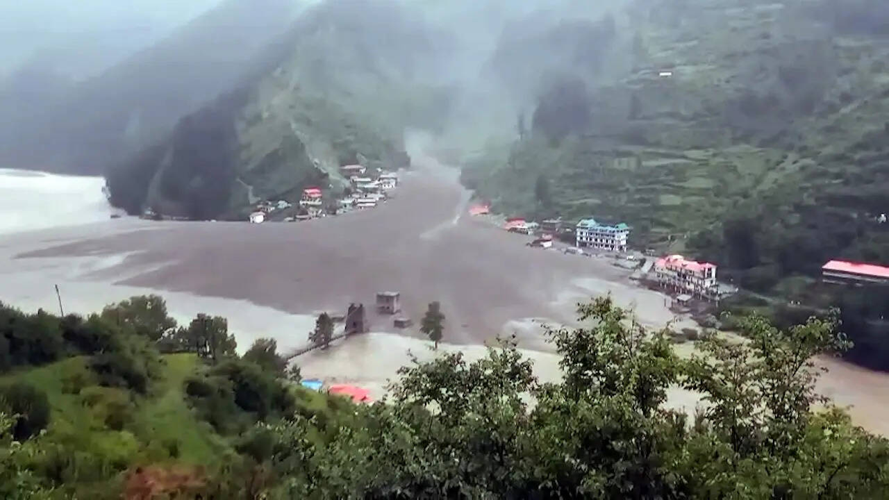 What Is a Cloudburst and How Does It Occur? Explained