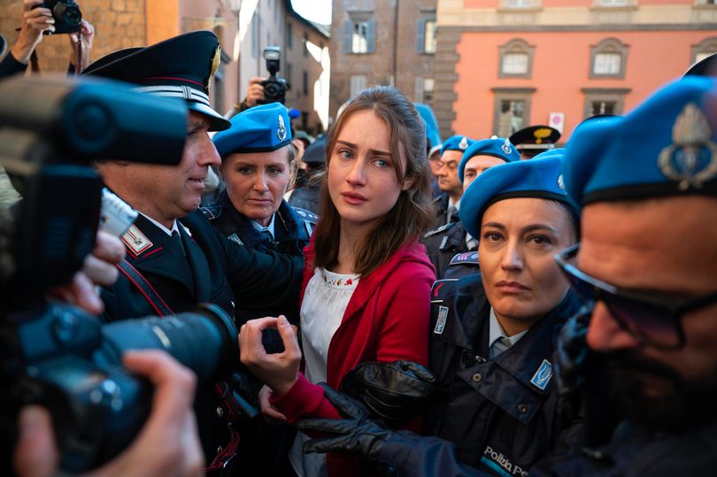 Amanda Knox's secret meeting with prosecutor years later finally ...