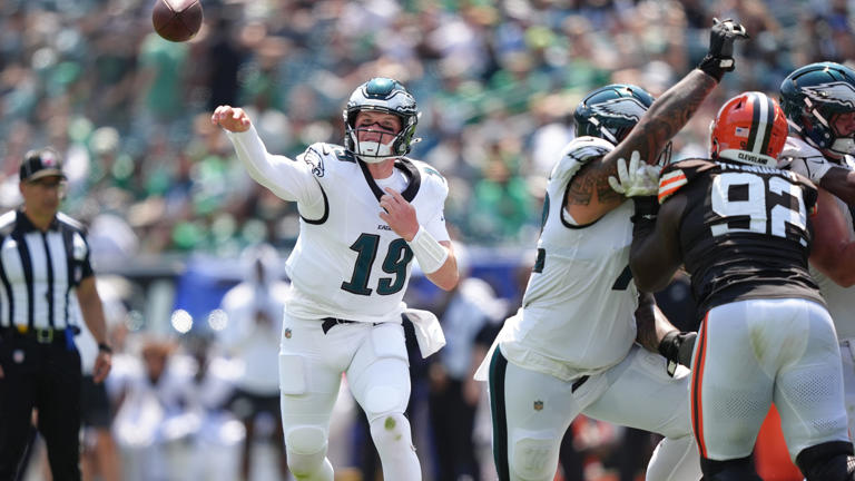 Eagles rookie Kyle McCord takes a step in the right direction