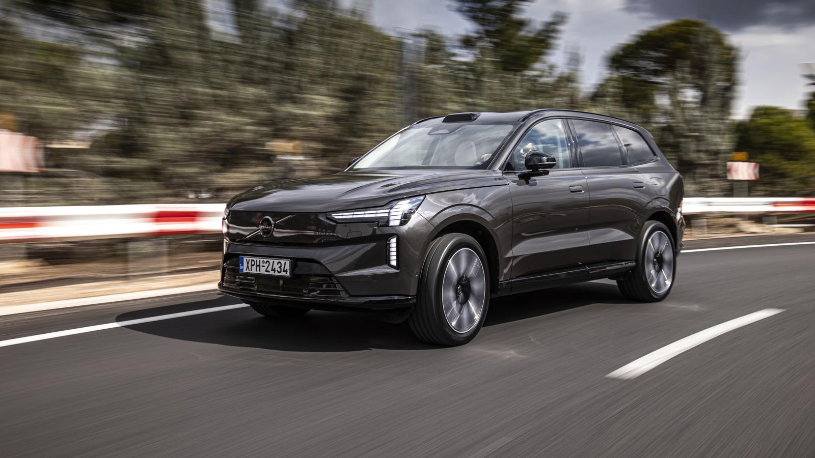 Πώς το νέο Volvo EX90 αλλάζει τα δεδομένα στα μεγάλα ηλεκτρικά SUV