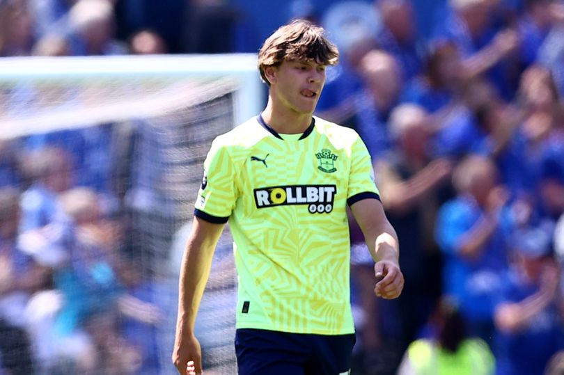 Everton hopeful of Tyler Dibling transfer as talks with Southampton resume