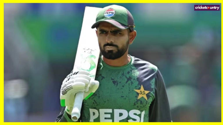 Pakistan head coach Mike Hesson reacted to Babaz Azam exclusion from ...
