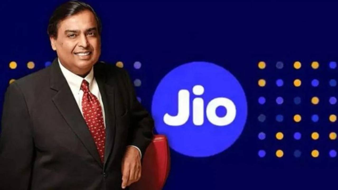 Jio Fiber Plans Compared: 30, 100 & 150 Mbps with OTT, Data & Pricing