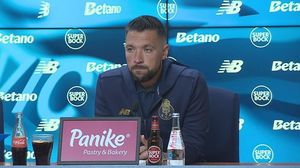 «Lateral-esquerdo? Temos jogadores que podem ser adaptados»
