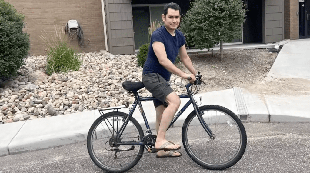Minnesota fast food worker Rodolfo Depaz who walked over four miles a ...