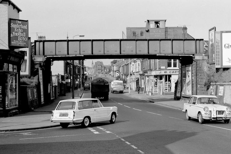13 incredible old school pictures of Sunderland's Chester Road to take ...