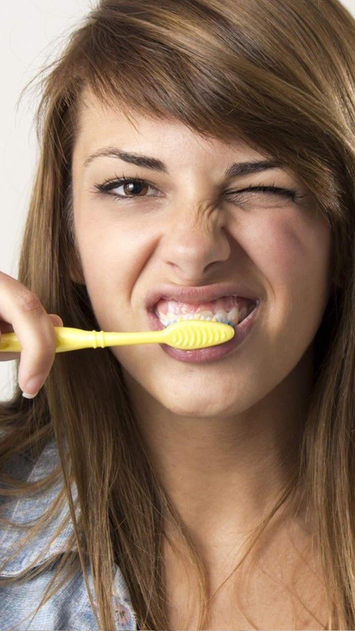Don’t waste ₹ 3 lakhs on teeth whitening like Apoorva Makhija, try ...
