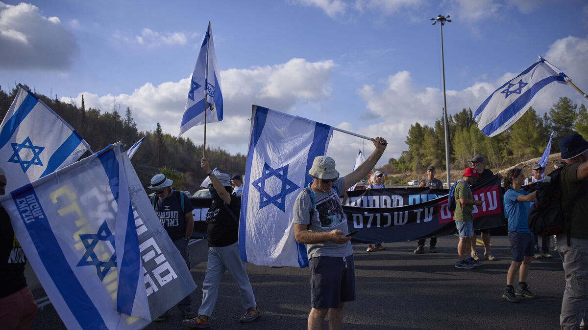 Protesters go on strike in Israel demanding ceasefire and hostage releases