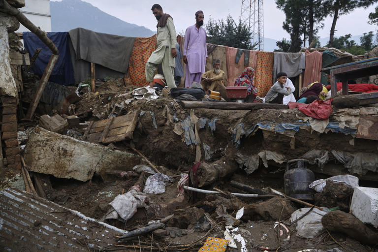 Pakistan defends flood response after over 270 people killed in ...