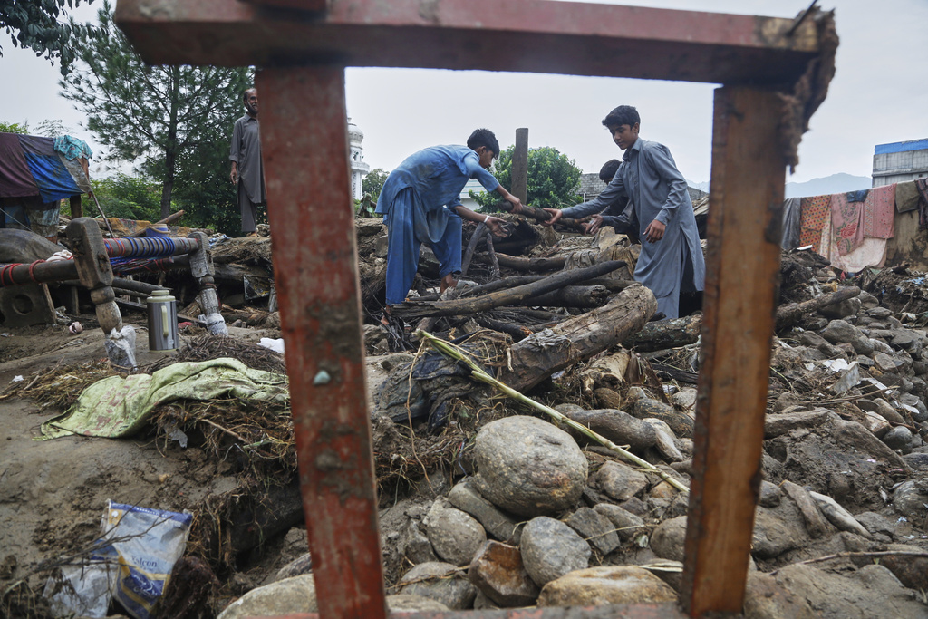 Pakistan defends flood response after over 270 people killed in ...
