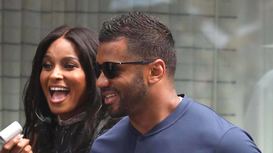 Russell Wilson, Ciara’s daughter Amora all ‘smiles’ in adorable Giants ...