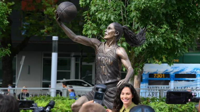 Sue Bird statue unveiling, explained: Storm immortalize legendary point ...