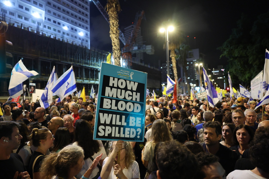 Το Ισραήλ στο χείλος της εσωτερικής ανατροπής