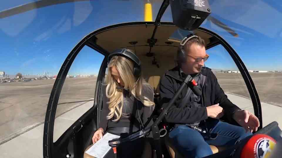 Mastering helicopter landings on difficult terrain