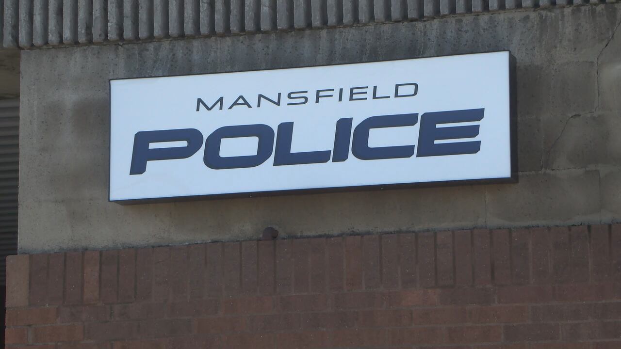 Mansfield shooting kills 18-year-old man