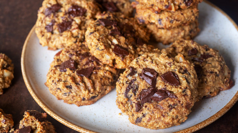 Burnt Cookies Are A Thing Of The Past With This Quick And Easy Solution