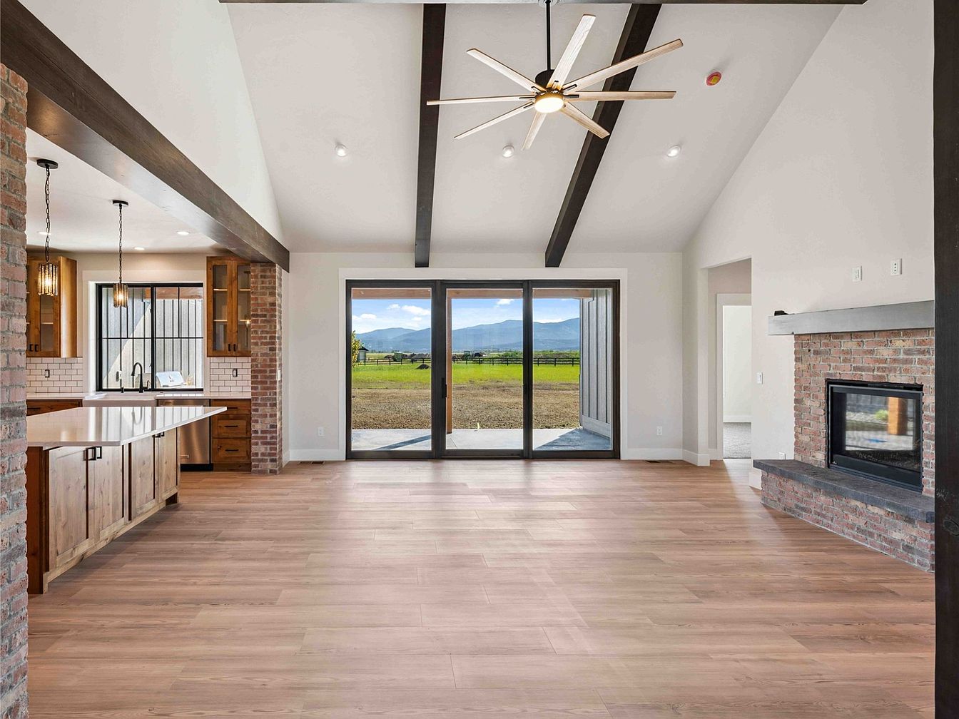 Modern Farmhouse in Kalispell, MT on 2.5 Acres with Modern Comforts ...
