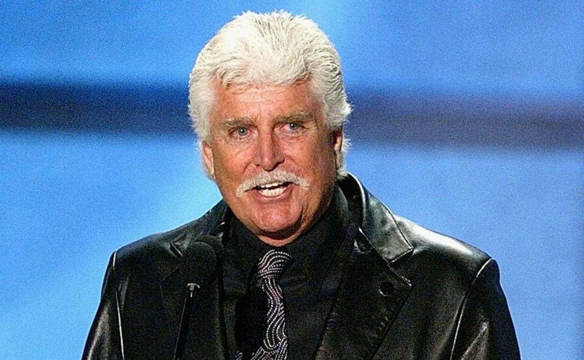 Ronnie Rondell Jr., Stuntman on Iconic Pink Floyd Album Cover, Dies at 88