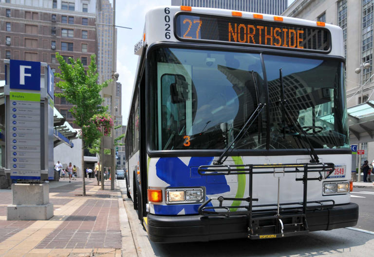 Cincinnati Public Schools opens new school year with middle schoolers ...