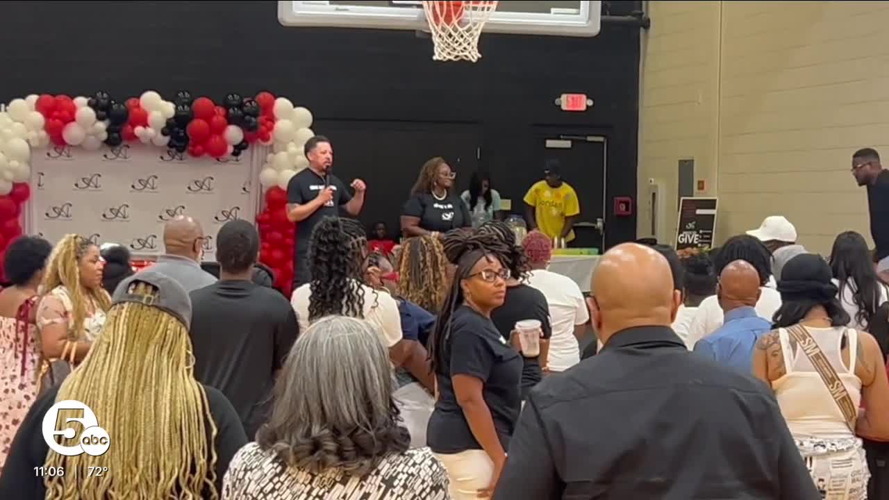 Students, staff receive blessing at open house for new K–2 school in Akron